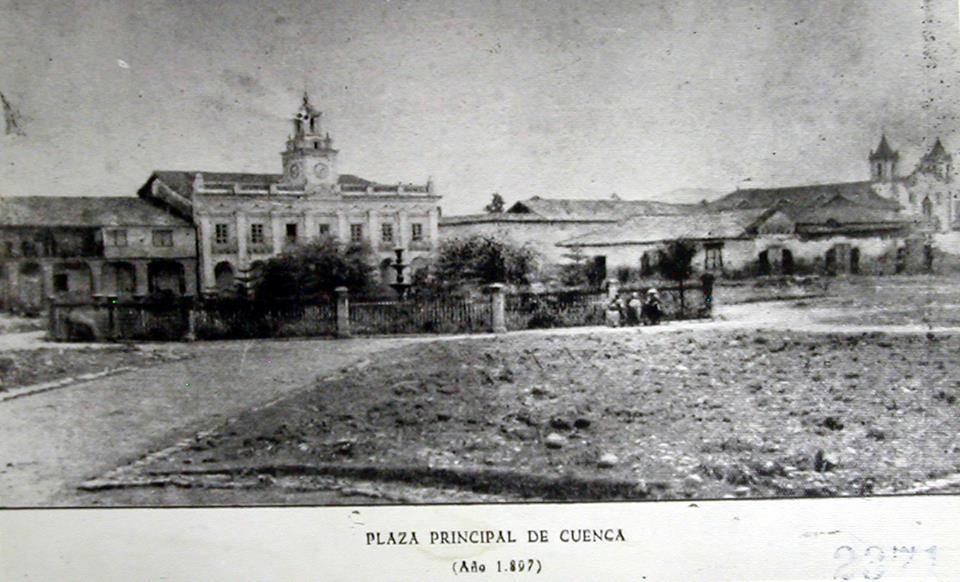 Parque Calderón – A GUIDE TO CUENCA ARCHITECTURE
