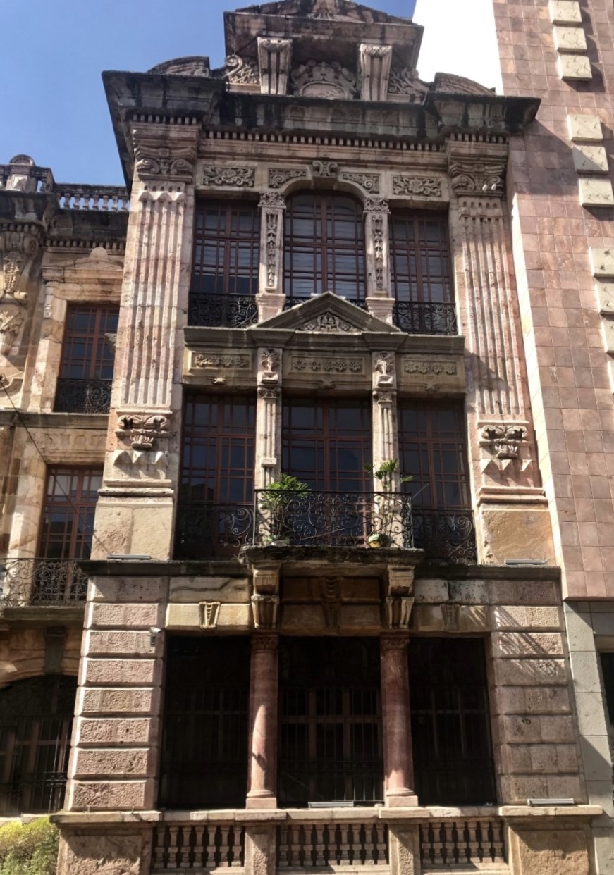 Alcaldia – Cuenca City Hall – A GUIDE TO CUENCA ARCHITECTURE
