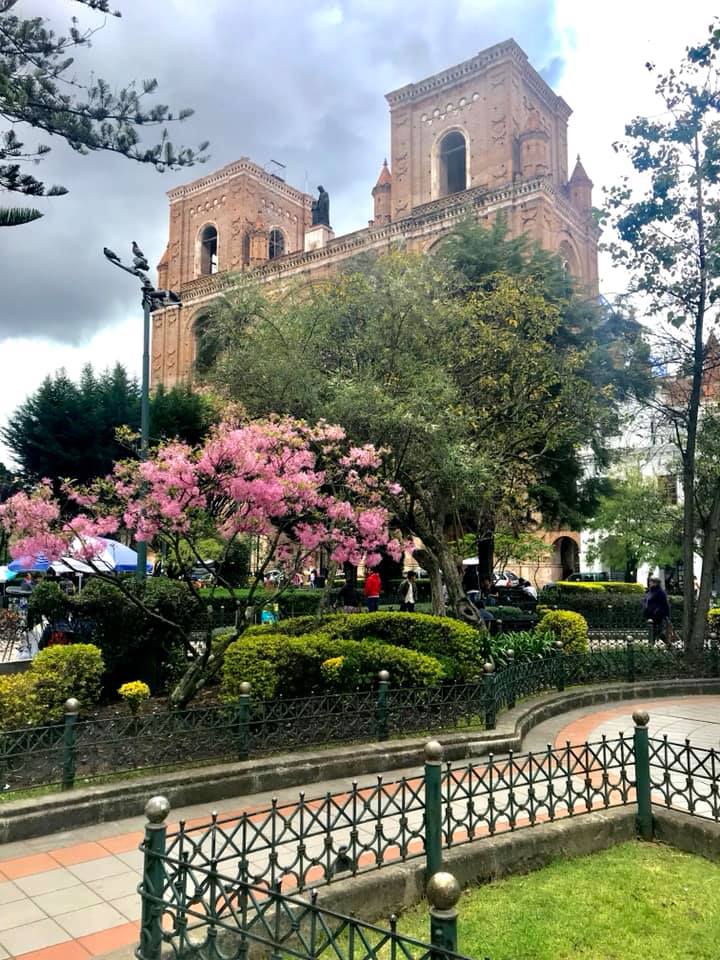 Parque Calderón – A GUIDE TO CUENCA ARCHITECTURE